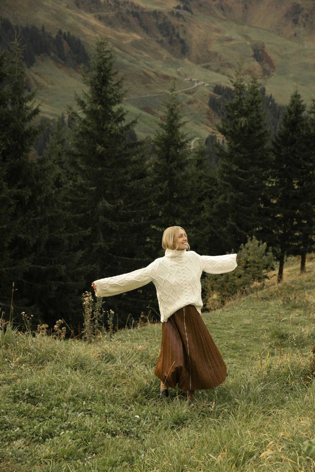 “Forest” Sweater, Organic White - AmiAmalia Luxury Knitwear