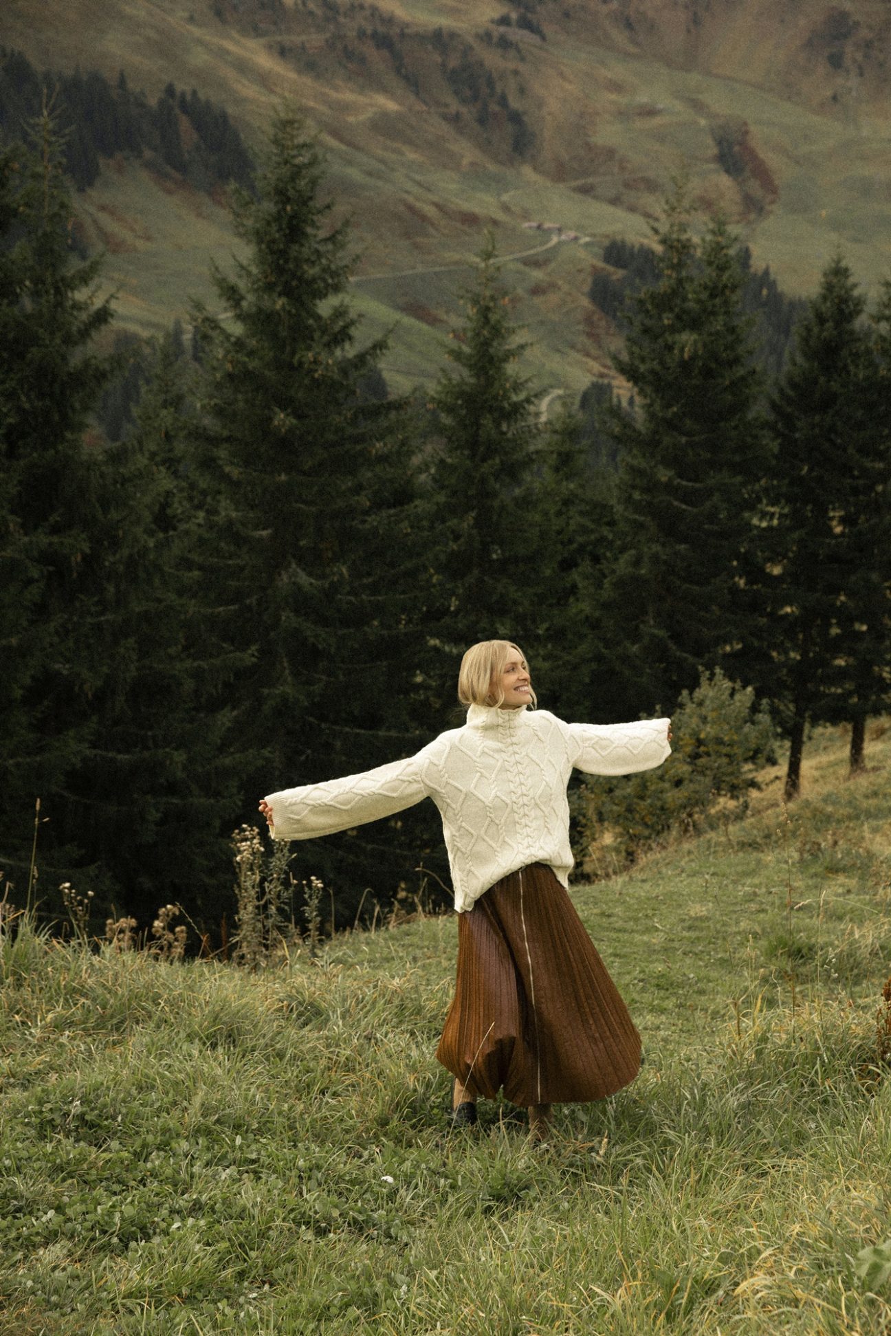 “Forest” Sweater, Organic White - AmiAmalia Luxury Knitwear